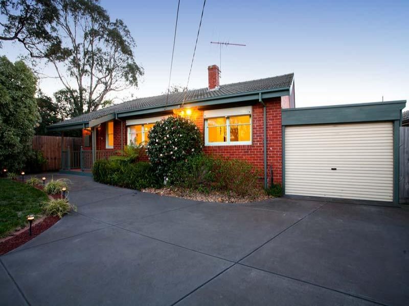 42 Flower Street, Ferntree Gully, VIC 3156 - realestate.com.au