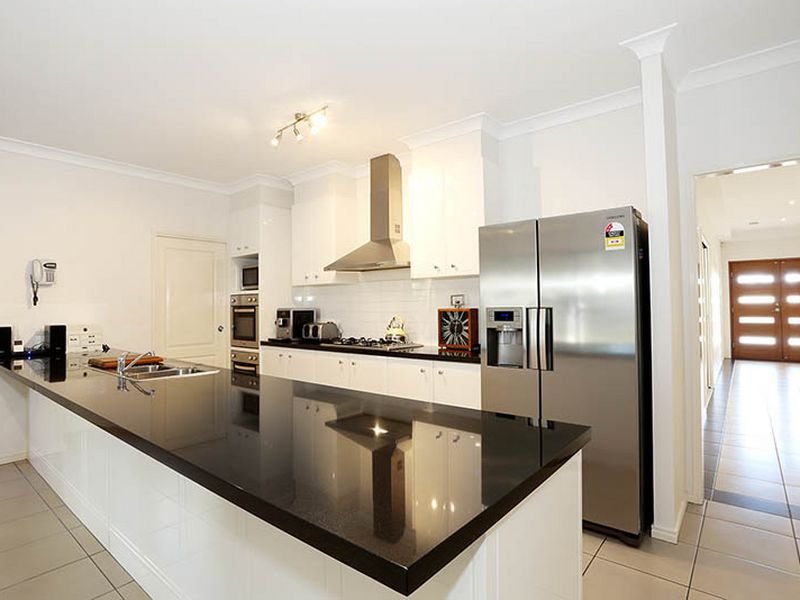 39 Sutherland Crescent, Goodna, Qld 4300 - Property Details