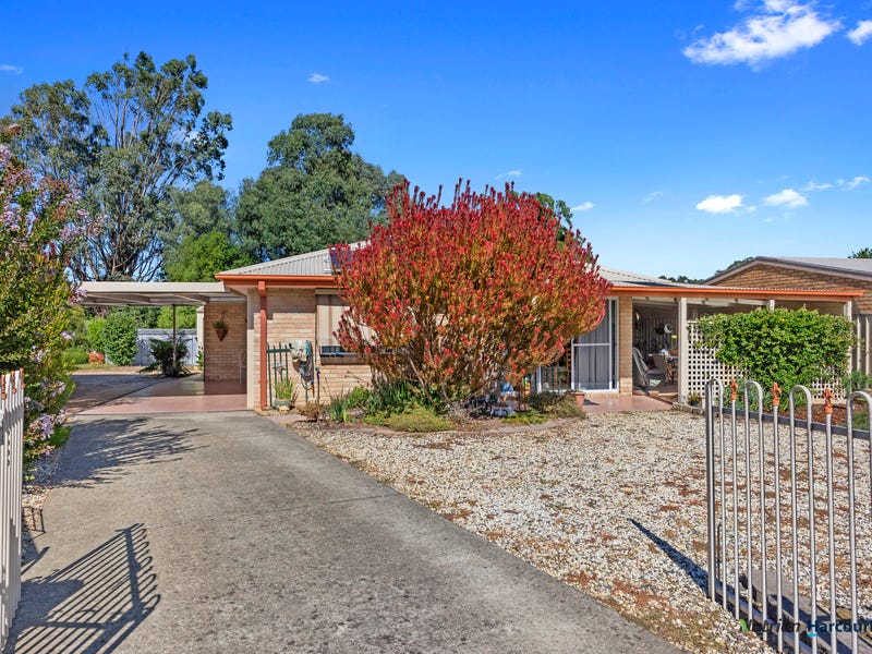 4 Fitzroy Court, Alexandra, Vic 3714 - Property Details