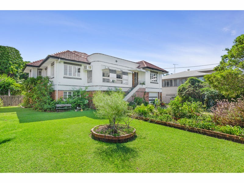 8 West Street, The Range, QLD 4700 - realestate.com.au