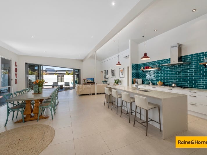 18 Red Ash Road, Sapphire Beach, NSW 2450 - realestate.com.au