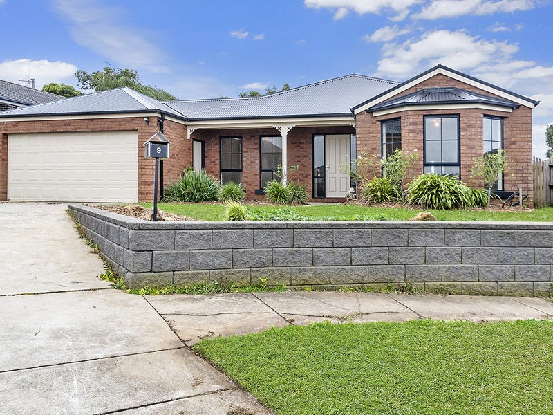 9 GREVILLIA Court, Dennington, Vic 3280 - Property Details