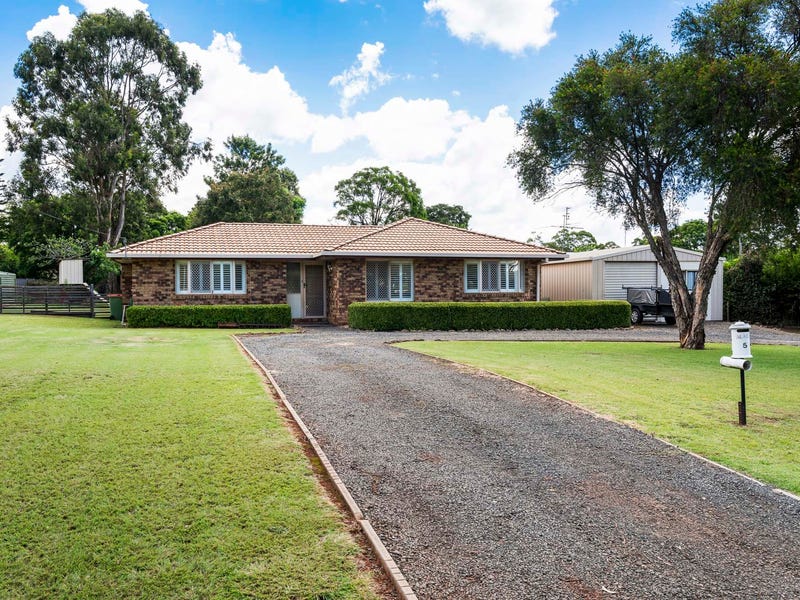 5 Reis Road, Highfields, Qld 4352 - Property Details