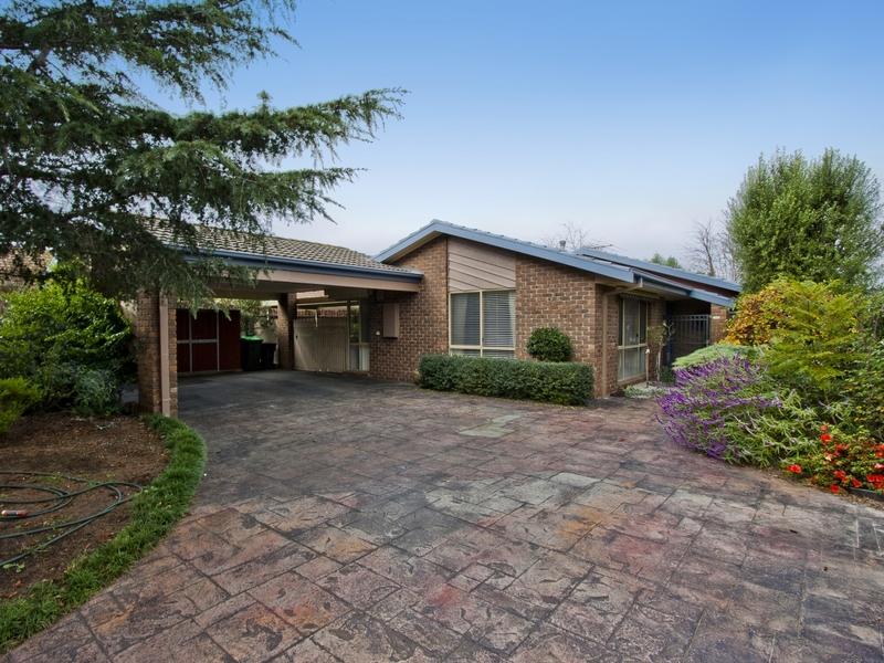 41 Manorvale Parade, Werribee, Vic 3030 - Property Details
