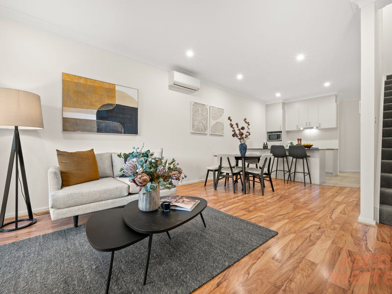 15/33 Arthur Blakeley Way, Coombs, ACT 2611 - Property Details