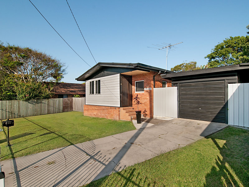 104 Scarborough Road, Redcliffe, Qld 4020 - Property Details