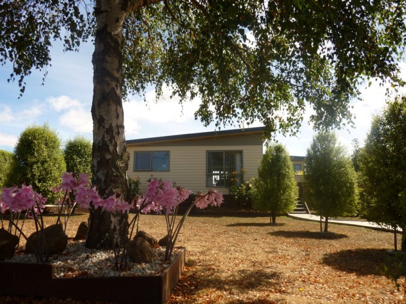 13 Johnson Street, Sheffield, Tas 7306 - Property Details