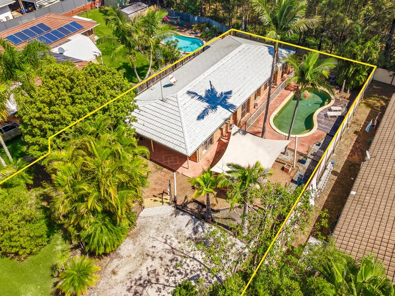 27 Gary Player Crescent, Parkwood, Qld 4214 - Property Details