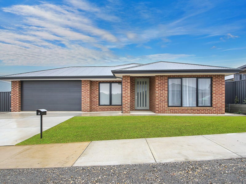 9 Ridley Avenue, Leneva, Vic 3691 - Property Details