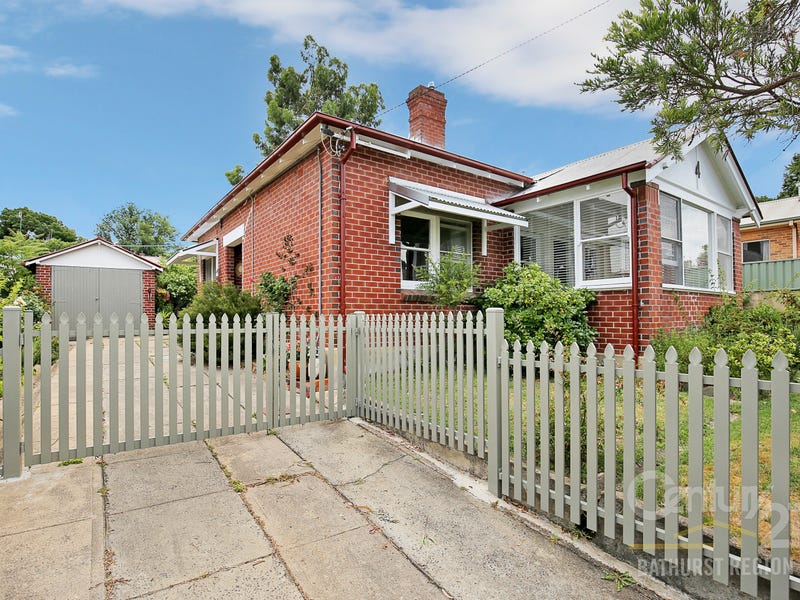 4 Clements Street, Bathurst, NSW 2795 - Property Details