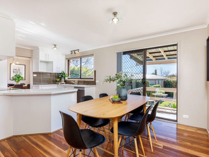 8 Chave Street, Holt, ACT 2615 - realestate.com.au