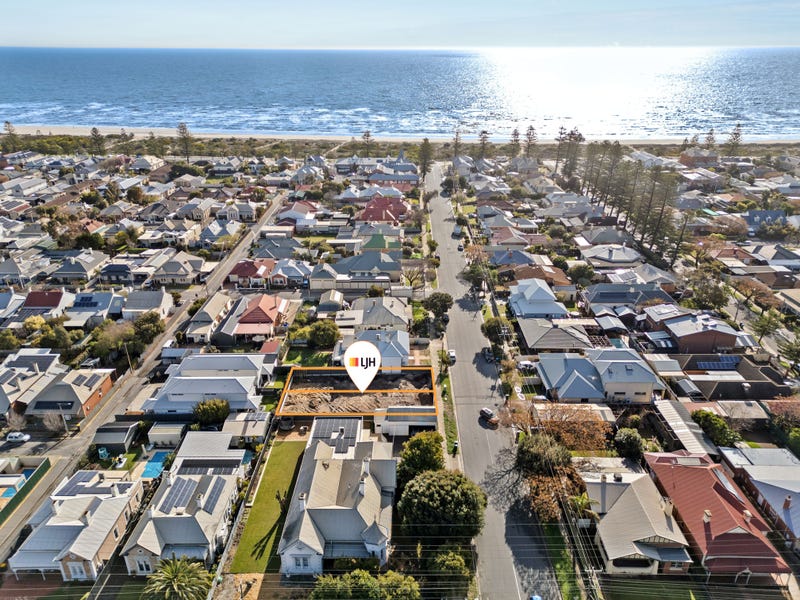 3 Bedroom Houses for Sale in Largs Bay, SA 5016 (+1 location ...