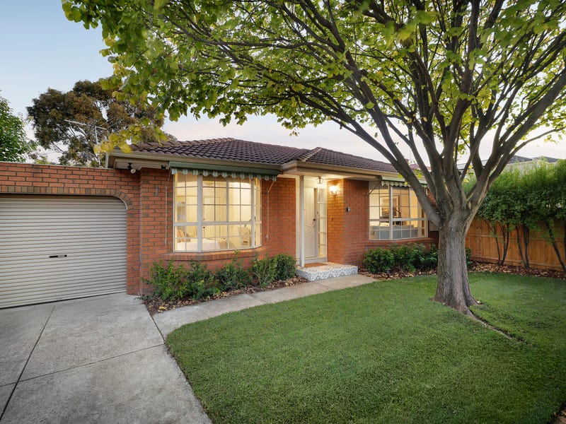 1/8 Fitzroy Street, Bentleigh, Vic 3204 - Property Details