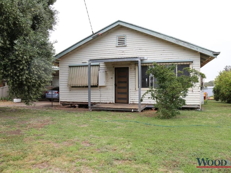 8 Malcolm Street, Nyah, Vic 3594 - Property Details