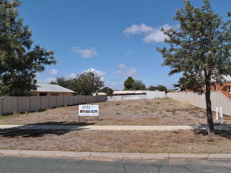 33 Maiden Street, Moama, NSW 2731 - realestate.com.au