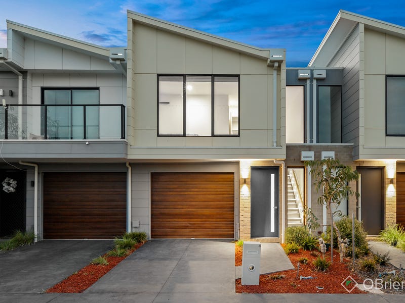 8 Azure Crescent, Keysborough, Vic 3173 - Property Details