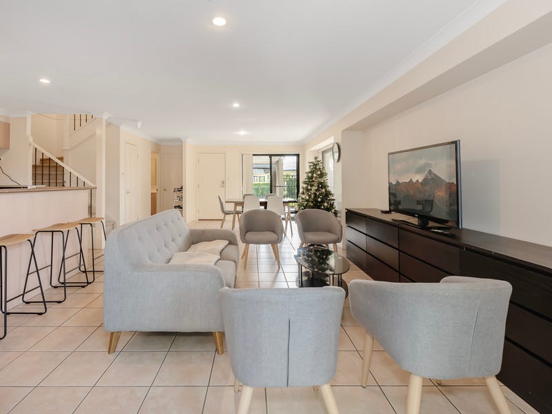 Sold Property Prices & Auction Results in Tuition St, Upper Coomera ...