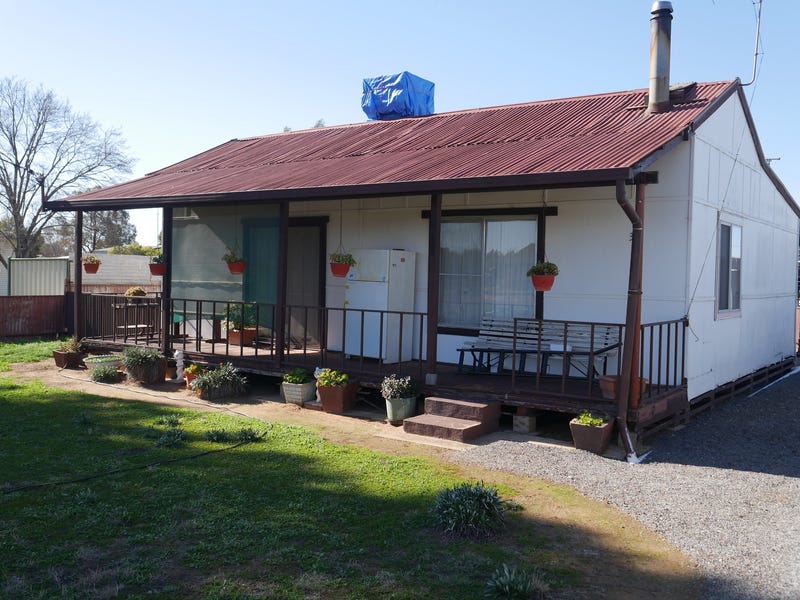 30 Beechworth Street, Whitton, NSW 2705 - realestate.com.au