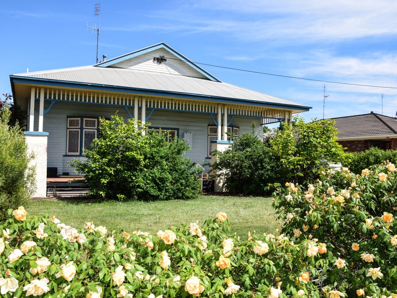 33 Holloway Street, Boort, Vic 3537 - Property Details