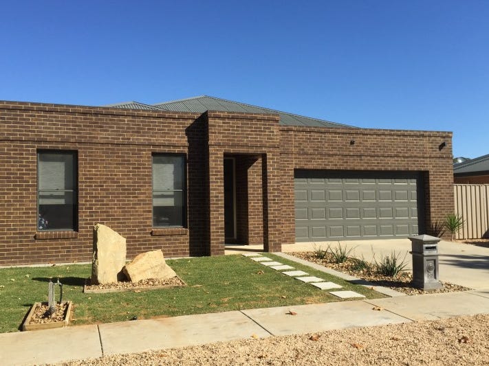 53 Howard Street, Ascot, Vic 3551 - Property Details