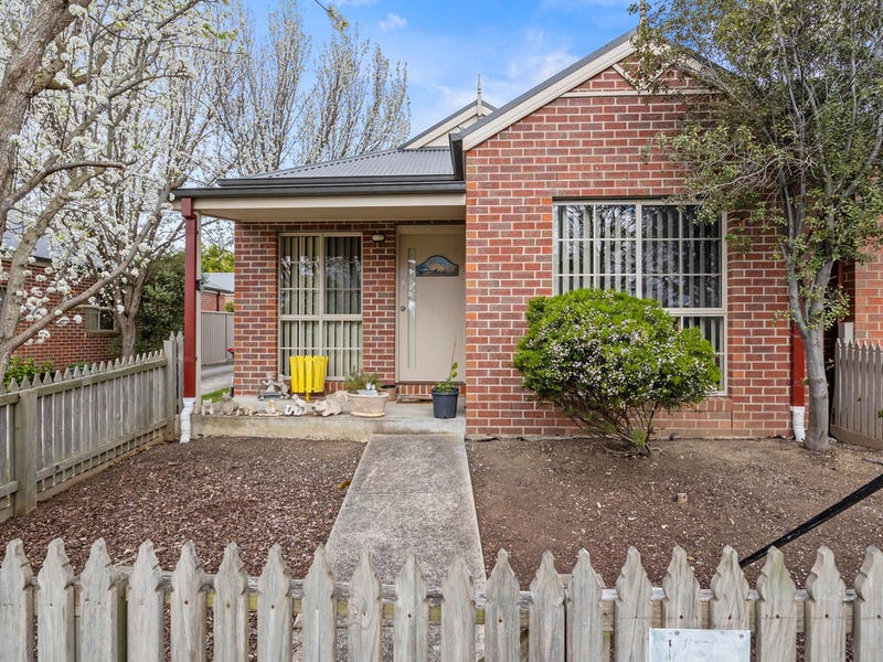 1/59 Simpson Street, Ballan, Vic 3342 - Property Details