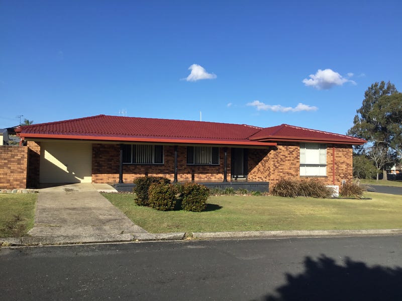 82 Ritchie Cres, Taree, NSW 2430 - realestate.com.au