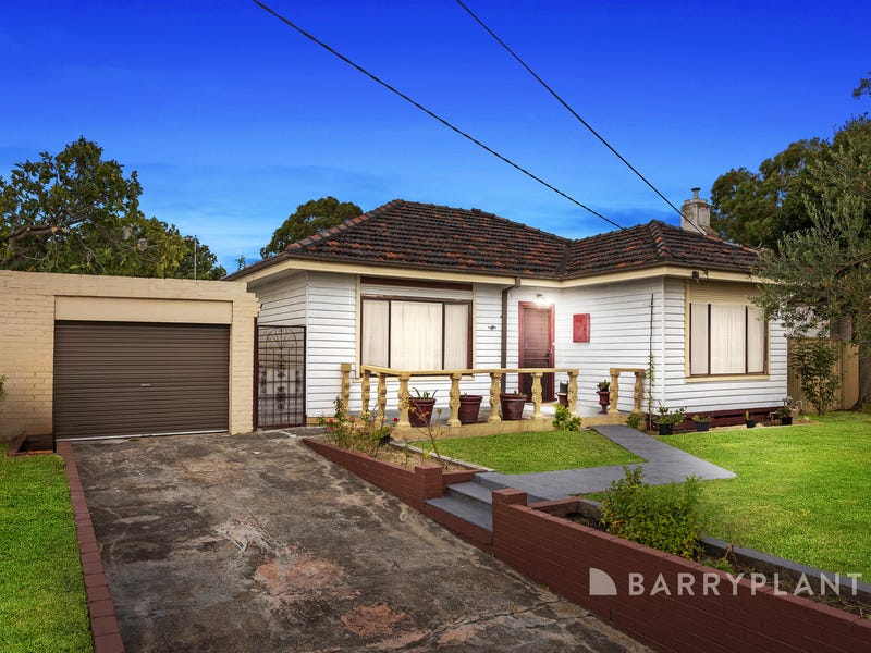 8 Maine Hey Crescent, Springvale, Vic 3171 - Property Details