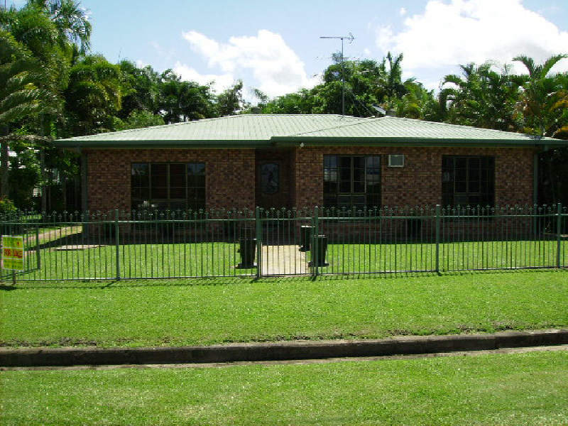 13 Britton Street, Trebonne, Qld 4850 - Property Details
