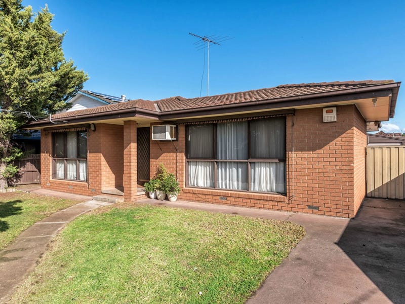 25 Andrew Street, Melton South, VIC 3338 - realestate.com.au