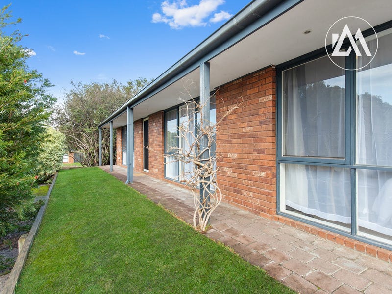 99 Franciscan Avenue, Frankston, Vic 3199 - Property Details