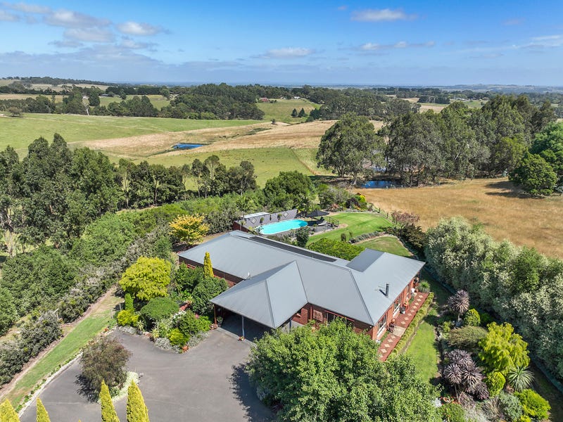190 Forest Street South, Elliminyt, Vic 3250 - Property Details