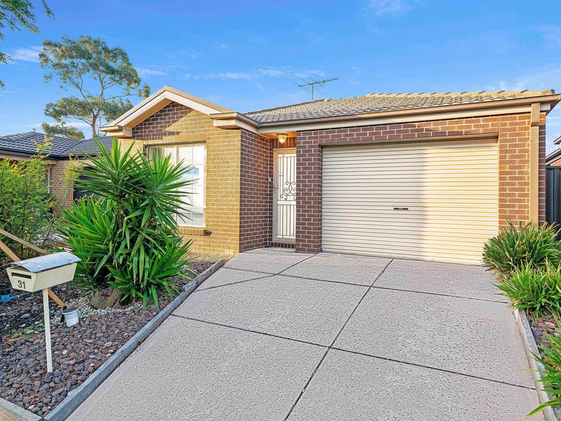 31 Mayesbrook Road, Manor Lakes, VIC 3024 - realestate.com.au