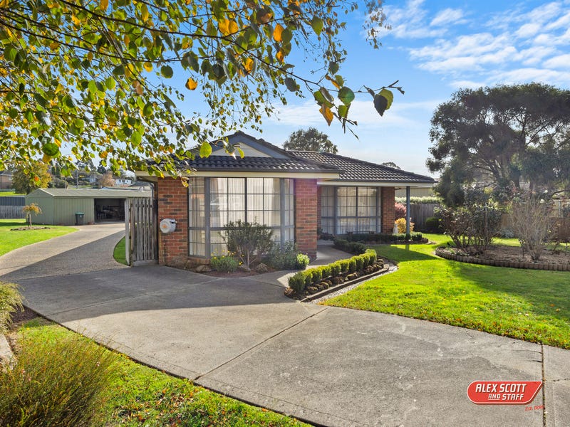 3 Clinton Court, Leongatha, Vic 3953 - Property Details