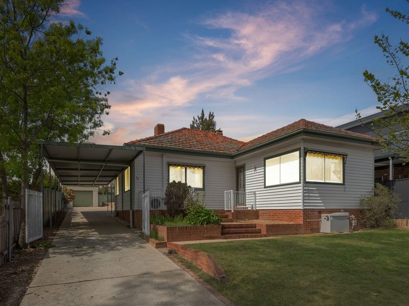 24 Crest Road, Queanbeyan, NSW 2620 - Property Details