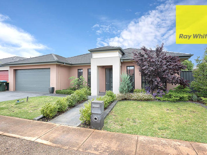 10 Villiers Drive, Point Cook, VIC 3030 - realestate.com.au