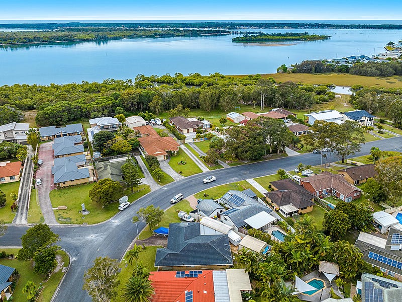 64 Melaleuca Drive, Yamba, NSW 2464 - Property Details