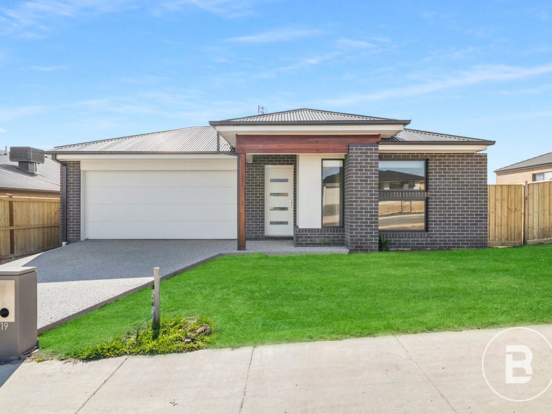 19 Howkins Avenue, Winter Valley, VIC 3358 - realestate.com.au
