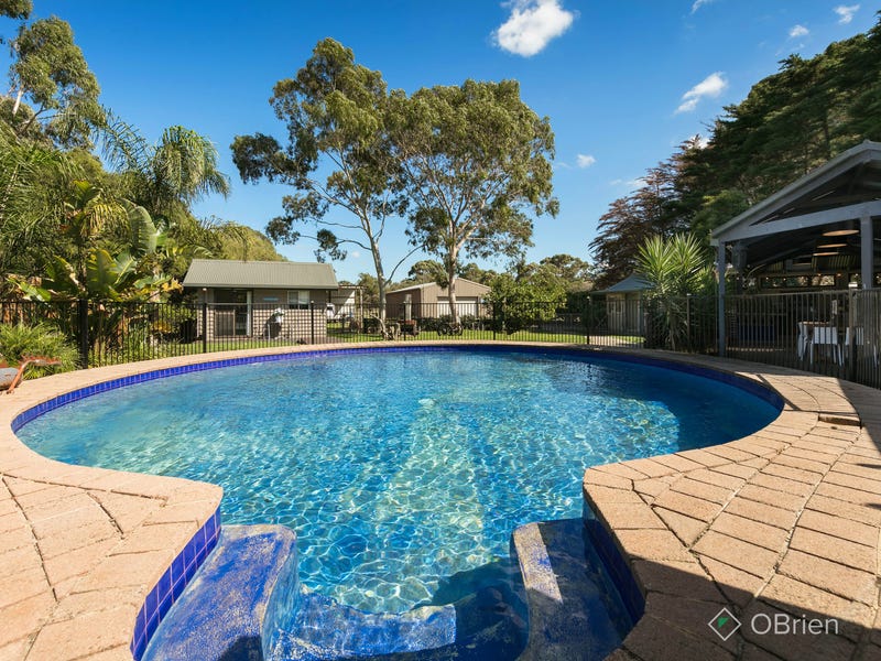 21 Middle Road, Pearcedale, Vic 3912 - Property Details