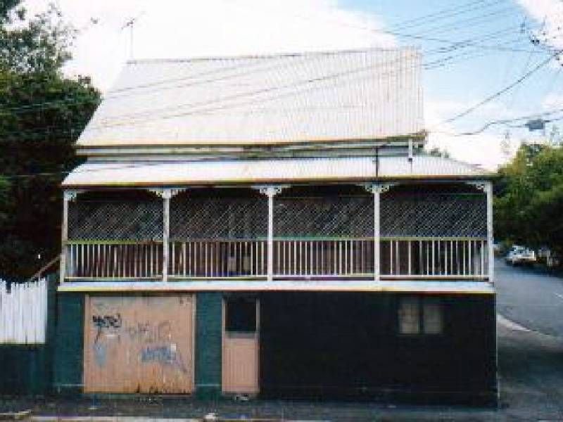 222 Water Street, Spring Hill, QLD 4000 - realestate.com.au