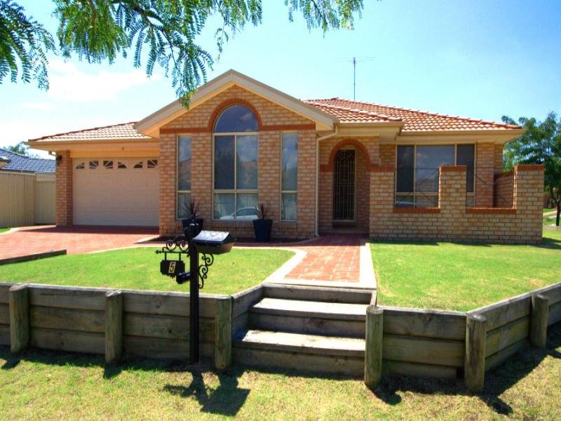 5 Pincombe Cres, Harrington Park, NSW 2567 - realestate.com.au