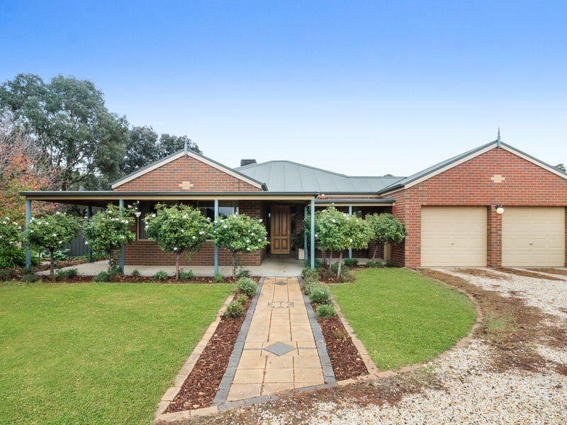 207 Sullivans Road, Strathfieldsaye, VIC 3551 - realestate.com.au