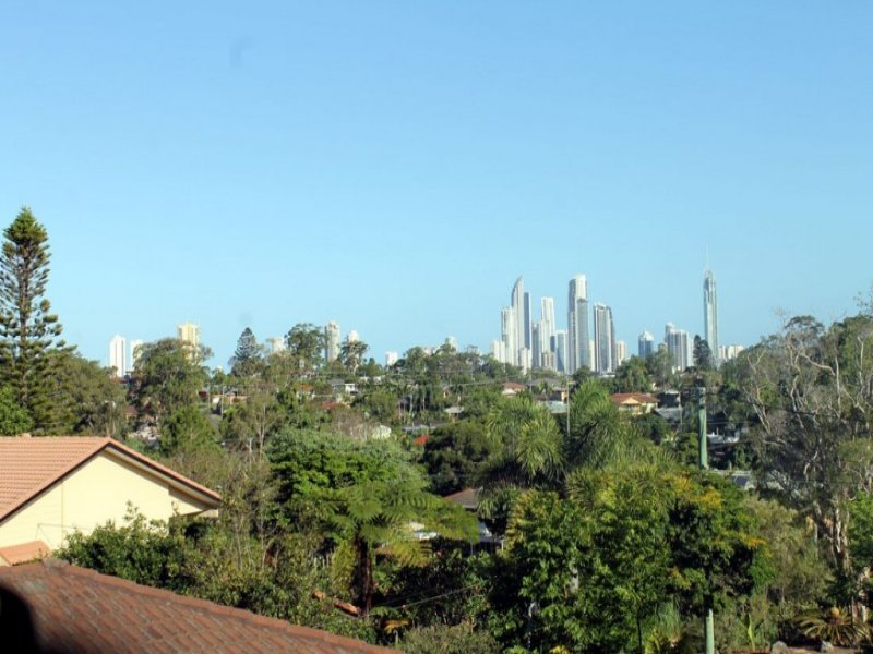 6 Kerry Place, Southport, Qld 4215 - Property Details