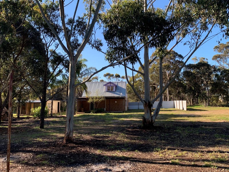 69 Seventh Avenue, Kendenup, WA 6323 - Property Details