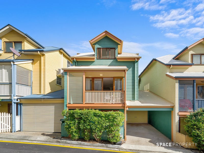 24 Robert Street, Spring Hill, QLD 4000 - realestate.com.au