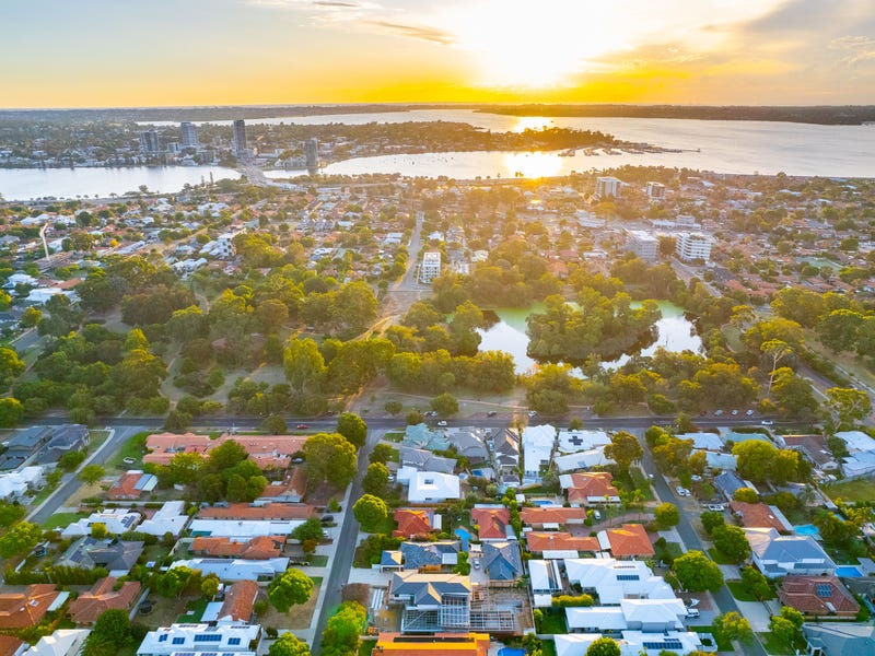 8 Bickley Crescent, Manning, WA 6152 - Property Details