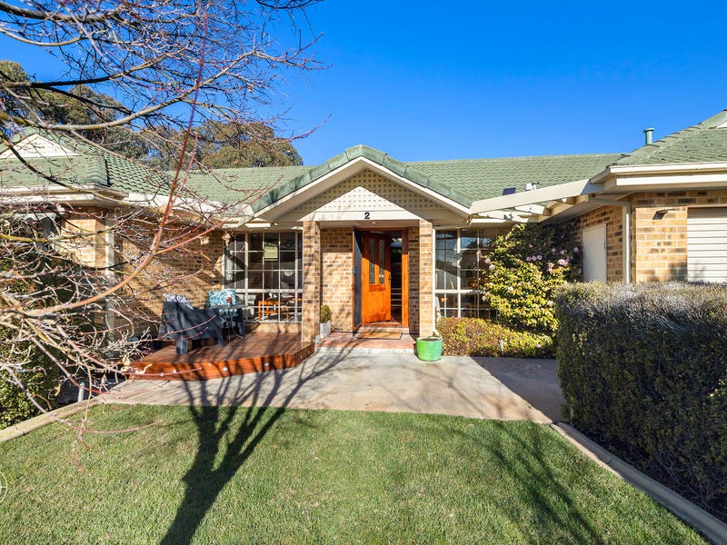 2/3 Derrington Cres, Bonython, ACT 2905 - realestate.com.au