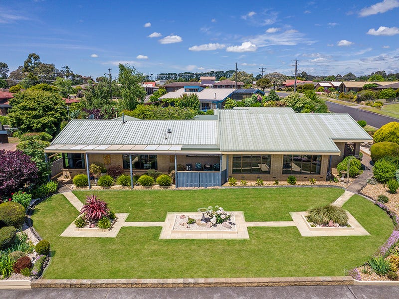 1 Lord Street, Hamilton, Vic 3300 - Property Details