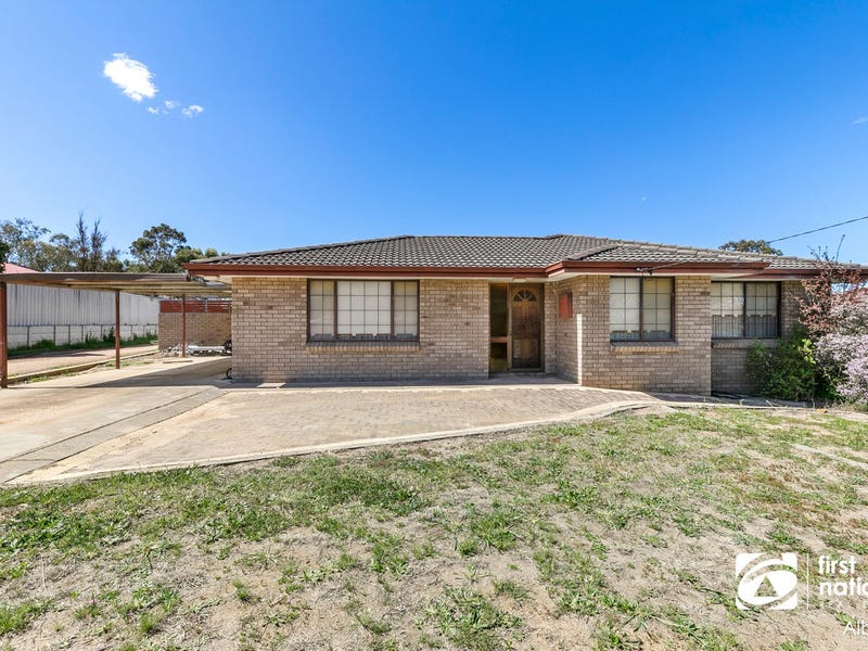 11 Derrick Street, Jerramungup, WA 6337 - Property Details