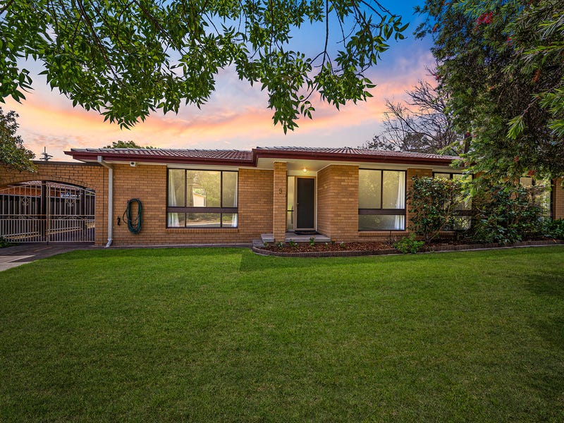 4 Bedroom Sold Property Prices & Auction Results in Gowrie, ACT 2904 Pg ...