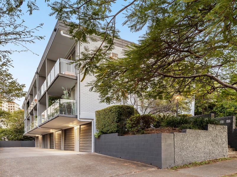 4/32 Garrick Terrace, Herston, Qld 4006 - Property Details